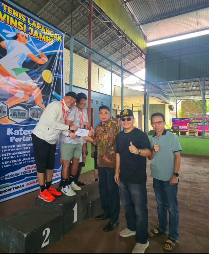 Kompol Dr. Novrizal–Prima Surya Juara Turnamen Tenis Lapangan Terbuka ...