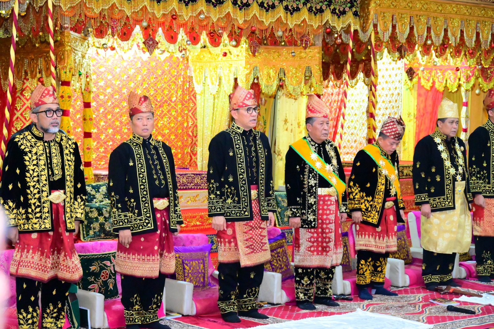 Kapolda Jambi Irjen Pol. Krisno H. Siregar terima anugerah Gelar ...